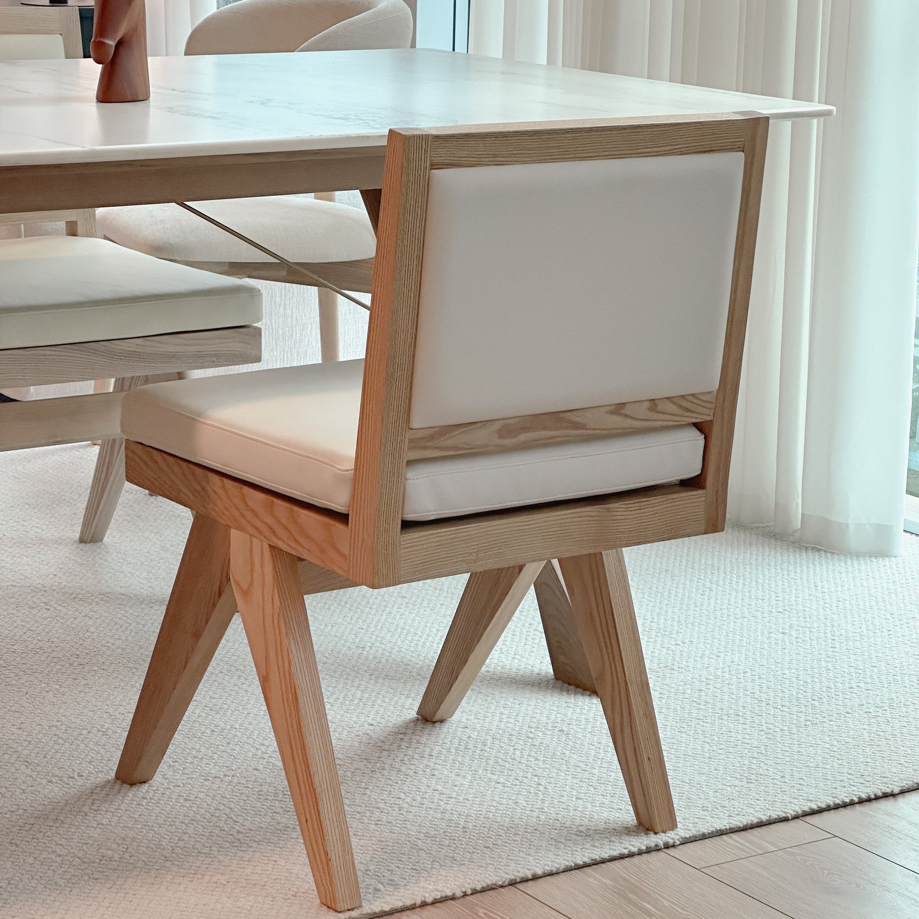 Hendricks Dining Chair (Natural Frame) – cancanfurnishings.com